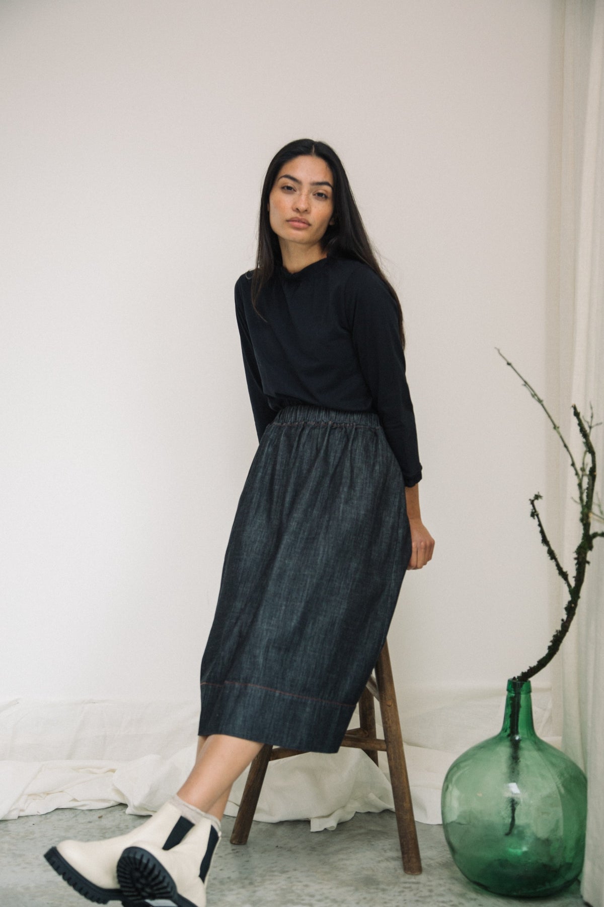 Hisa-Leigh Organic Cotton Denim Skirt in Black | Beaumont Organic