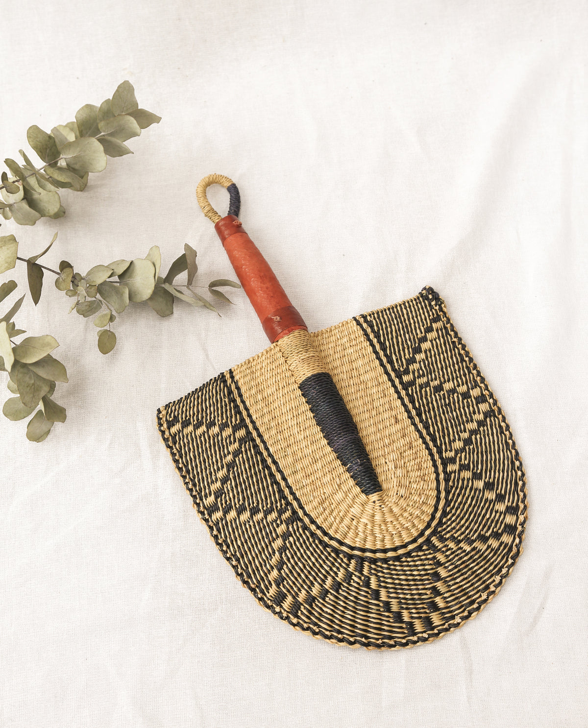 SELASIE Straw Hand Fan With Leather Handle | Beaumont Organic