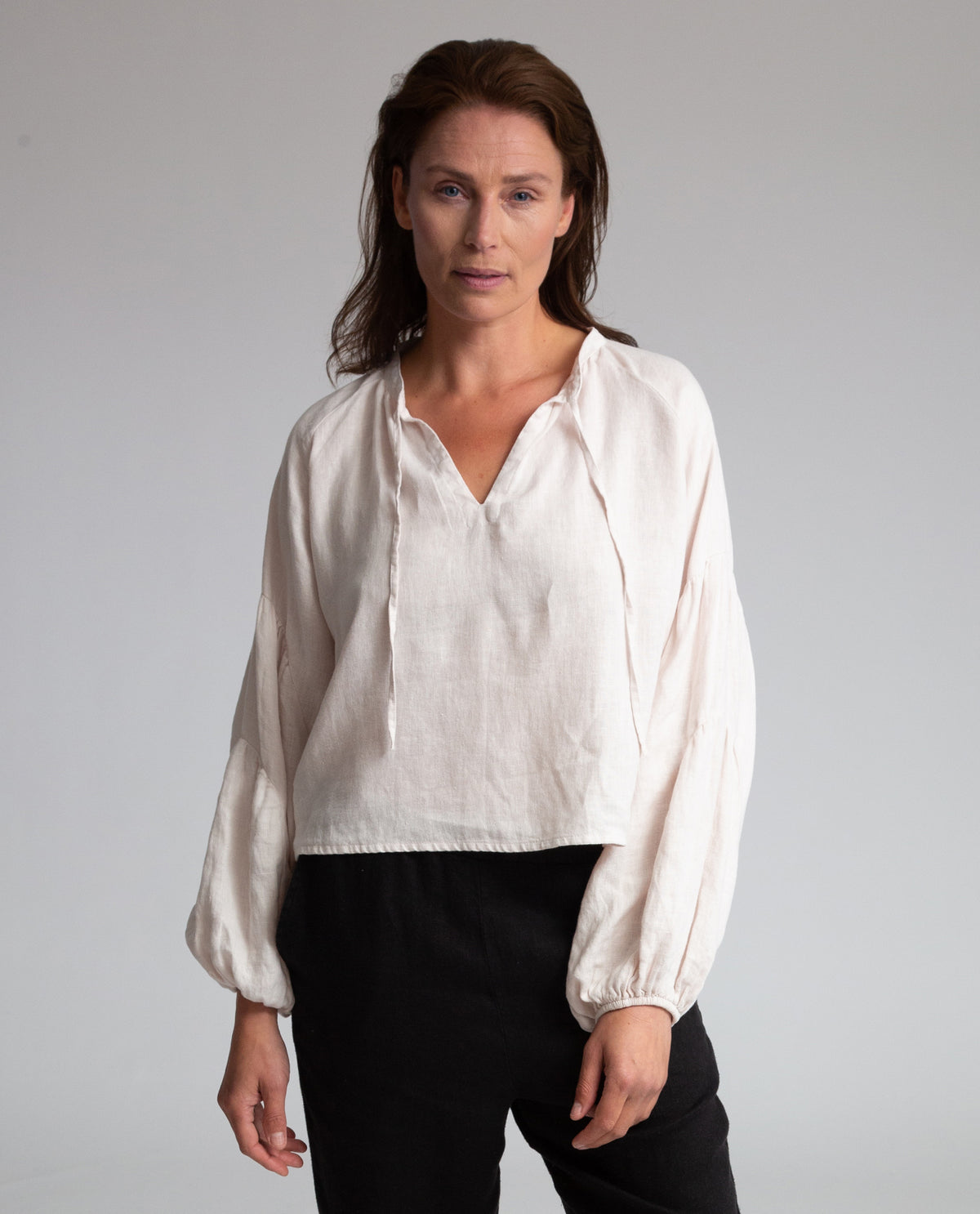 Francesca Linen Top In Perfectly Pale | Beaumont Organic