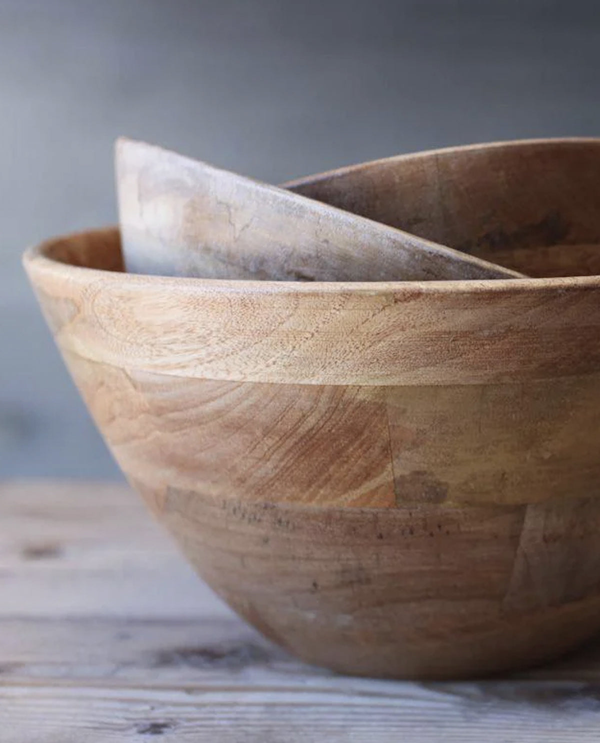 Indus Large Wooden Bowl in Natural | Beaumont Organic